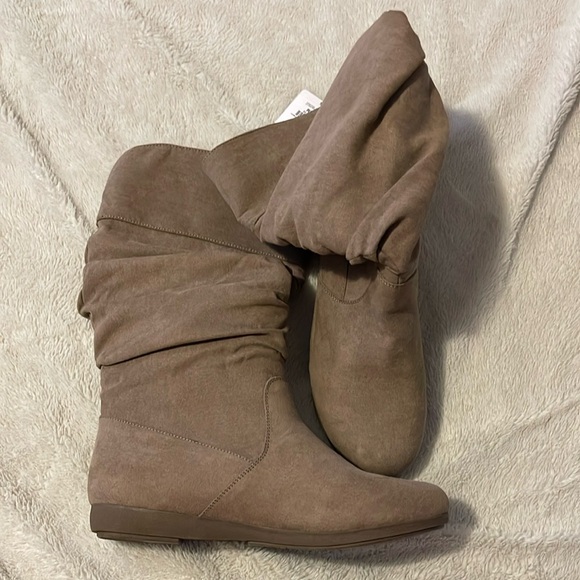 St. John's Bay | Shoes | Stjohns Bay Slouch Boots Womens 9 Taupe New ...